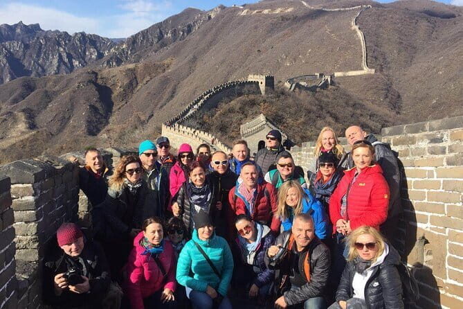 BusDa:Mutianyu Great Wall Bus Tour 8/9/10AM - Key Points
