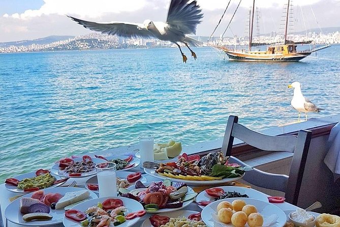 Buyukada Princes' Island Guided Day Tour With Lunch From Istanbul - Exploring Büyükada