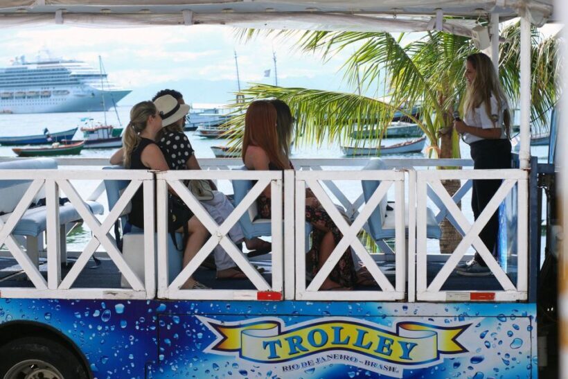 Buzios: City Tour by Trolley with 12 Beaches and Pickup - Discover Buzios: A Trolley Tour of 12 Beaches and Scenic Vistas