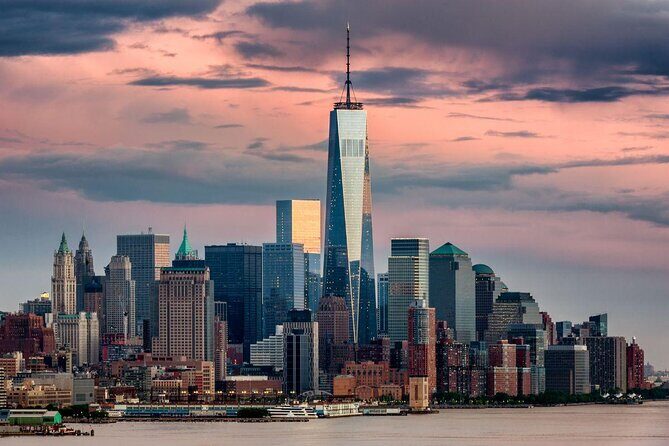 By NIGHT (night tour) up to 5pax - Introduction: Our Take on the "By Night" NYC Tour