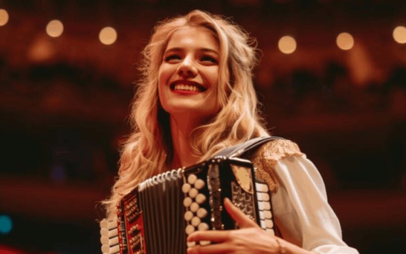 By Night Tour: Roxy Dinner Show & Transfer - The Culinary Experience: Dishes of Brazil on a Plate