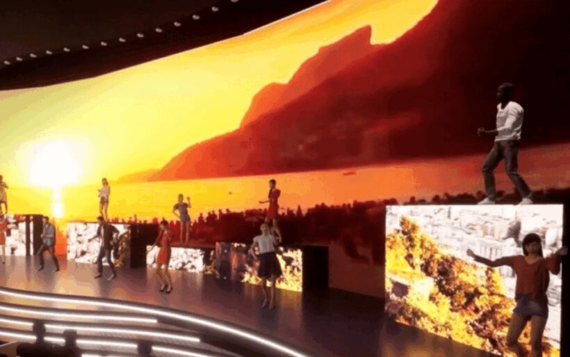 By Night Tour: Roxy Dinner Show & Transfer - The Main Show: Visual and Musical Spectacle