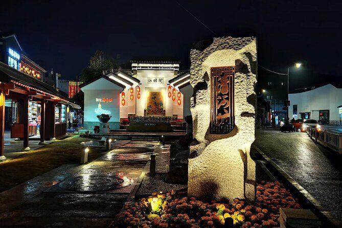 By round way bullet train from Shanghai to hangzhou day tour - Exploring West Lake: Calm, Beauty, and Legends