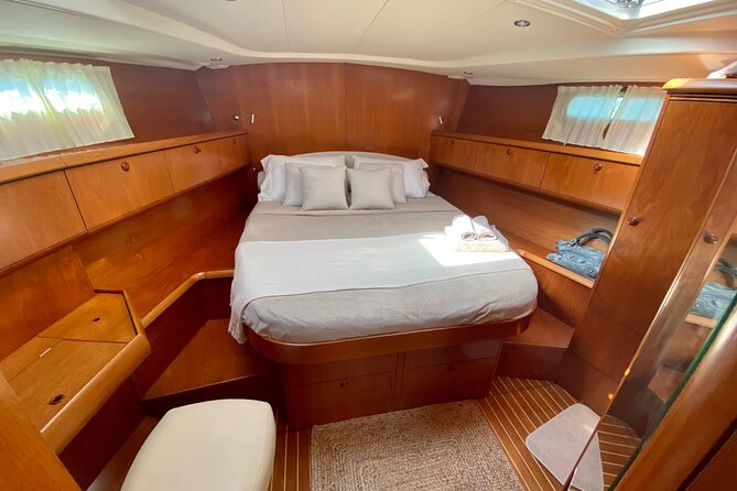 cabin charter in September, sailing boat, CYCLADES, SANTORINI, with CHEF - What To Expect Onboard