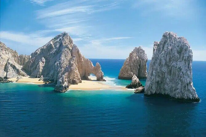 Cabo Glass-Bottom Boat  Arch, Marine Life & Scenic Views - An In-Depth Look at the Cabo Glass-Bottom Boat Tour