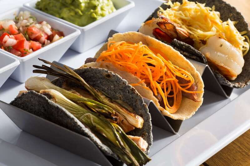 Cabo: Luxury Yacht Snorkel Cruise with Lunch and Open Bar - Key Points