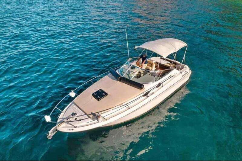 Cabo Private Yacht Cruise with Snorkeling and Swim Stop - Key Points