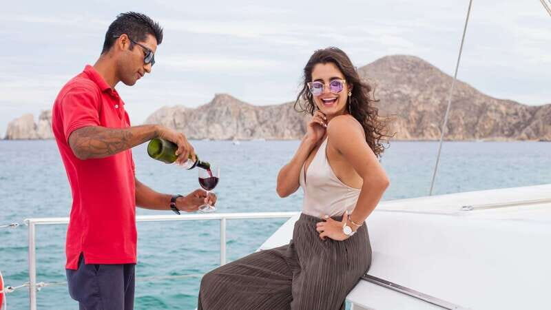 Cabo San Lucas: 2 Hour Sunset Cruise with Food and Wine - Key Points