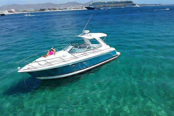 Cabo San Lucas 34ft Private Yacht with Drinks Included - Setting Sail from Cabo: What to Expect
