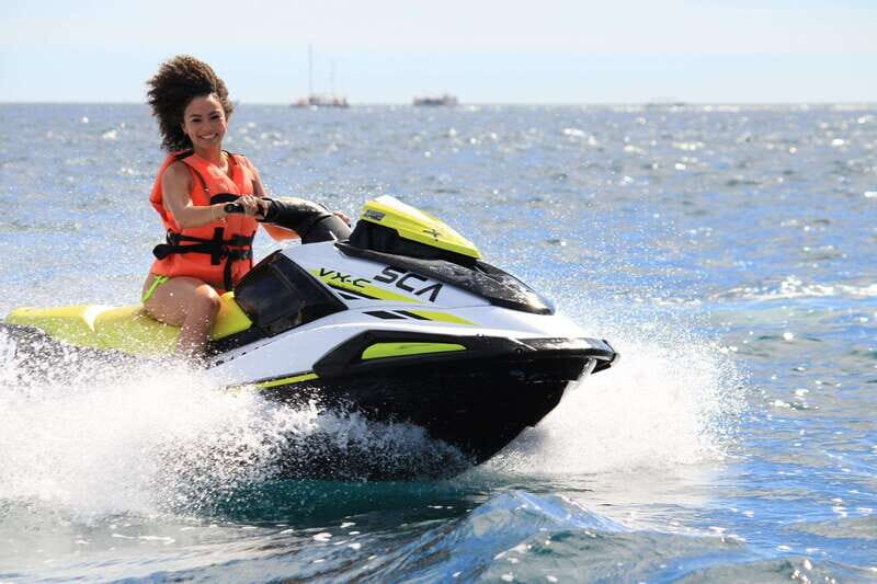 Cabo San Lucas Bay: Guided Jet Ski 30 minutes Rental - Who Should Consider This Tour