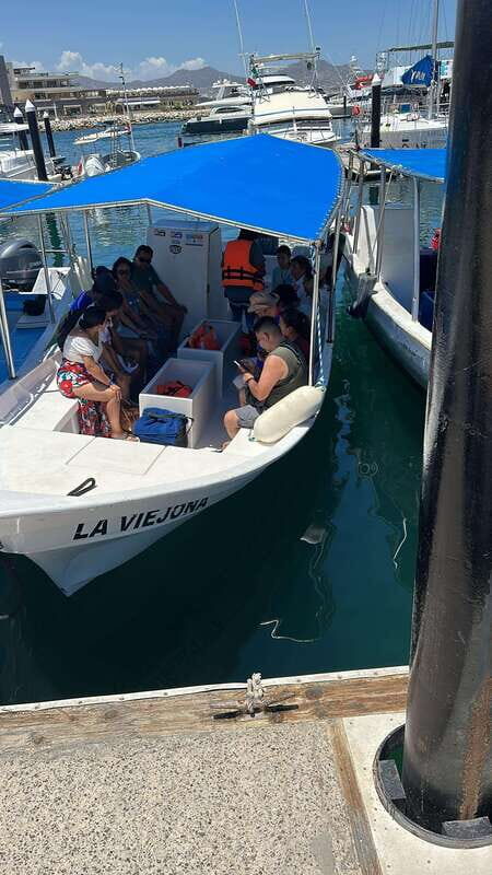Cabo San Lucas: boat tour around the peninsula and stay at the beach - An Authentic and Scenic Look at Cabo San Lucas
