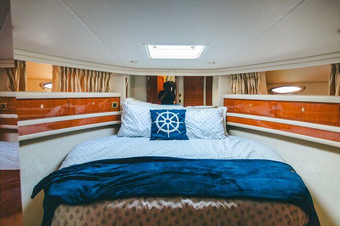 Cabo San Lucas Private Yacht with Open Bar & Snorkel - Who Will Love This Tour?