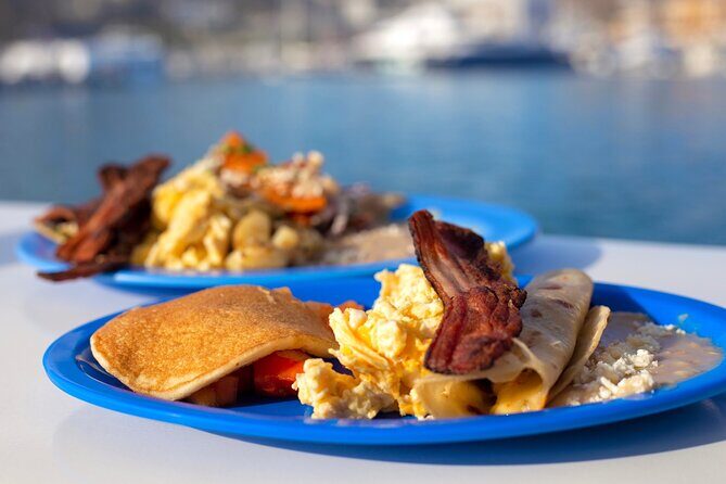 Cabo San Lucas Sunset Cruise Full dinner, open bar and transfer - Frequently Asked Questions