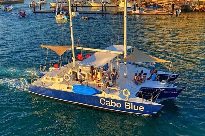 Cabo San Lucas Sunset Cruise with Open Bar and Snacks - Onboard Experience: Drinks, Snacks, and Atmosphere