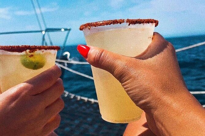 Cabo San Lucas Sunset Cruise with Open Bar and Snacks - Who Will Love This Experience?