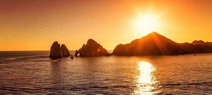 Cabo San Lucas: Sunset Dinner on a Pirate Boat - Key Points