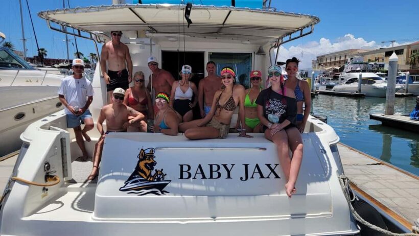 Cabo: Sunset Arch Yacht Tour - Dinner & Drinks up to 18 ppl - The Sum Up
