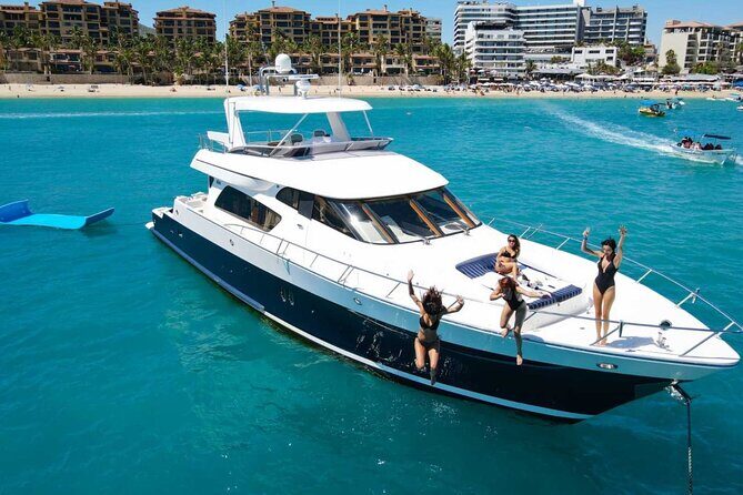 Cabo Yacht: Mexican Food, Premium Open Bar & Ocean Adventures - Comfort and Convenience