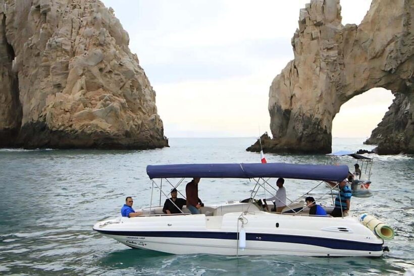 Cabo Yacht Tour to Lovers or Pelícano Beach + Beach Time - The Experience: What to Expect on the Cabo Yacht Tour
