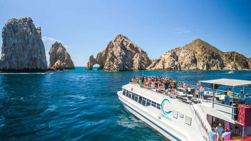 Cabos: Cabo Wave Cruise with Snorkeling, Lunch & Open Bar - Key Points