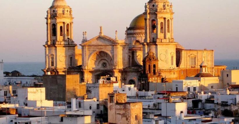 Cadiz Full-Day Guided Excursion from Seville - Practical Tips for Travelers