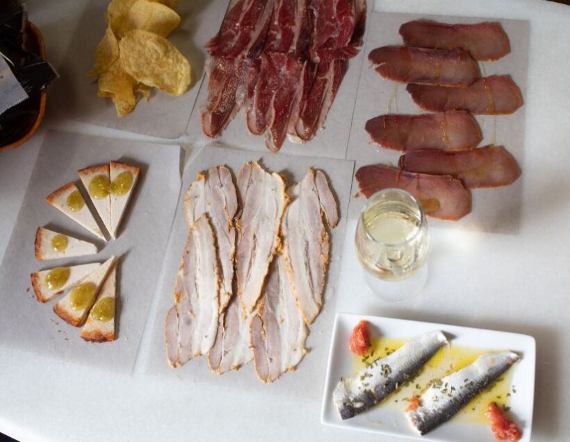 Cádiz: Local Tapas Experience - Exploring Cádiz Through Its Flavors: A Detailed Review