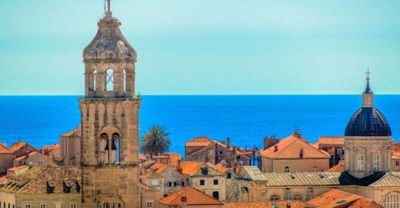 Cadiz: Private custom tour with a local guide - Key Points