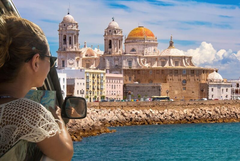 Cádiz TukTuk Tour with Audioguide - FAQ