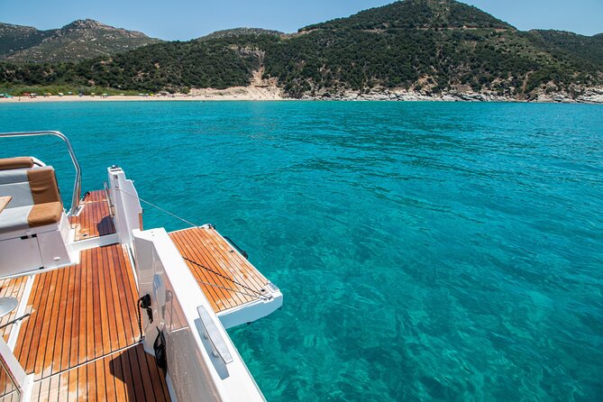 Cagliari 3 Hours Luxury Motorboat Tour - Wine and Snorkeling - Customer Experiences and Feedback
