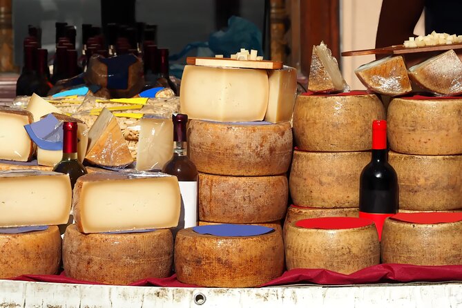 Cagliari: a Full Meal Sardinian Food Tour With Do Eat Better - Inclusions