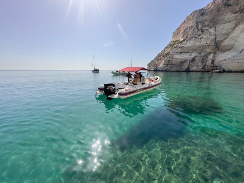 Cagliari: Boat Tour snorkeling della Sella con con aperitivo - A Closer Look at the Experience
