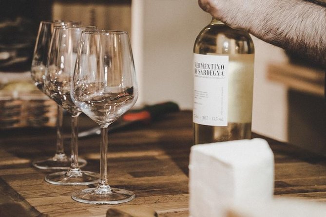 Cagliari: Cultural Walking, Food and Wine Tasting Experience - Discovering Local Cuisine