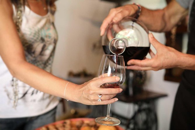 Cagliari: Cultural Walking, Food and Wine Tasting Experience - Knowledgeable and Engaging Guides