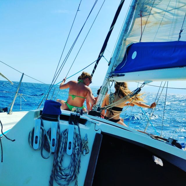 Cagliari: Devil's Saddle Sailboat Tour, Snorkeling and Drink - The Experience in Detail