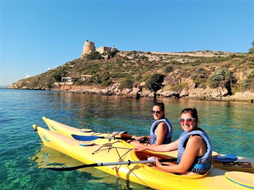 Cagliari: Guided Kayak Excursion in the Gulf of Cagliari - An In-Depth Look at the Kayak Excursion