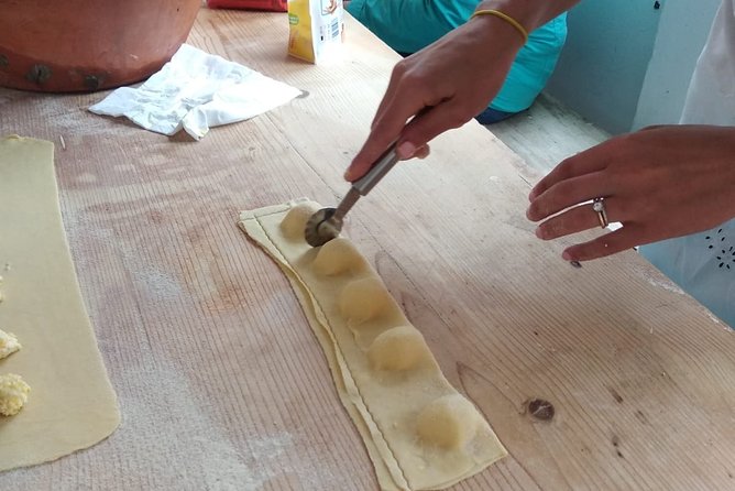 Cagliari Private Shore Excursion: Traditional Cooking Class with Lunch - Who Should Consider This Tour?