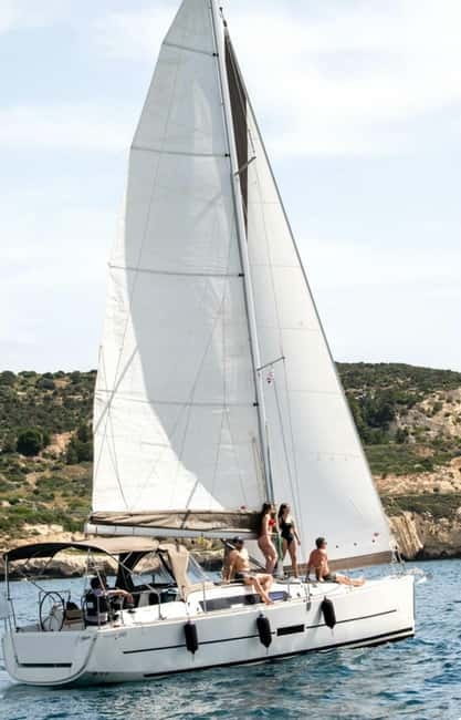 Cagliari: Sailing Tour with 4 Stops, Snorkeling and Prosecco - What to Expect Onboard