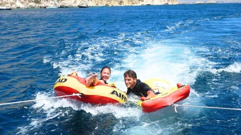 Cagliari: watergames in Golfo degli Angeli - The Boat and Equipment