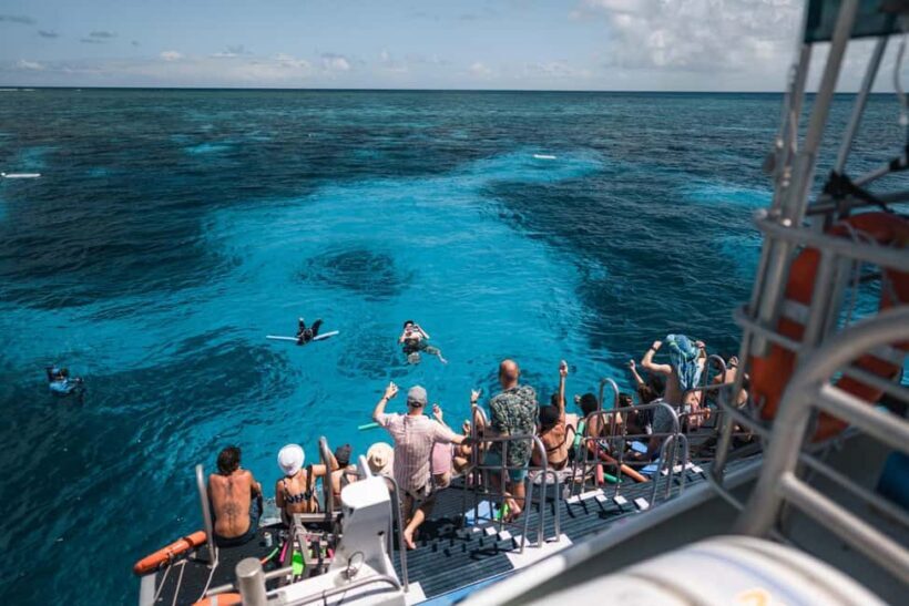 Cairns: 2-Day Great Barrier Reef and Fitzroy Island Tour - An In-Depth Look at the Tour