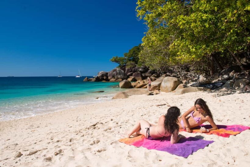 Cairns: Great Barrier Reef and Fitzroy Island Boat Tour - FAQ