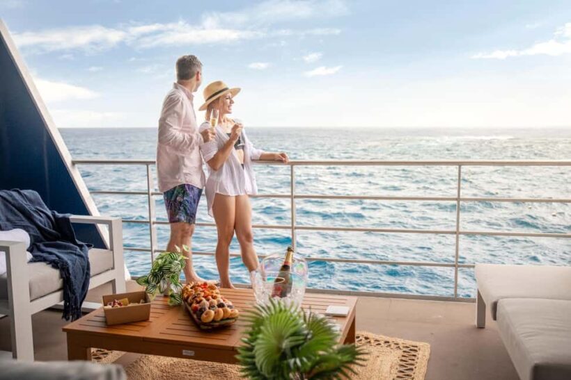 Cairns: Great Barrier Reef Pontoon - Indulgence Package - Key Points