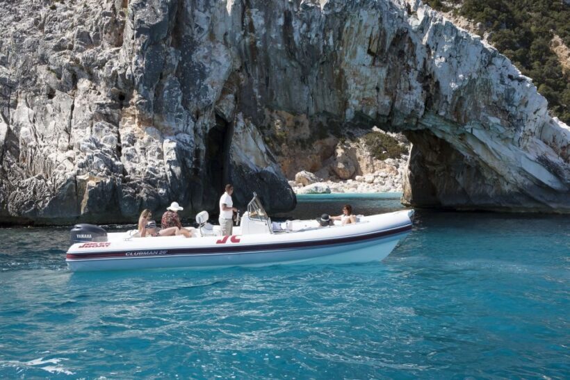 CALA GONONE: Exclusive dinghy with skipper - FAQ