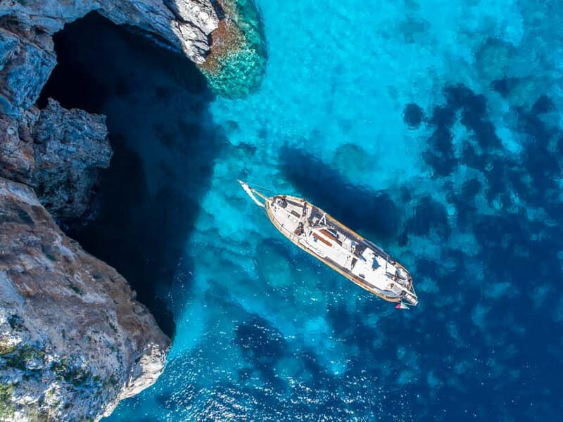 Cala Gonone: Gulf of Orosei Tour with a Vintage Sailing boat - The Itinerary in Detail