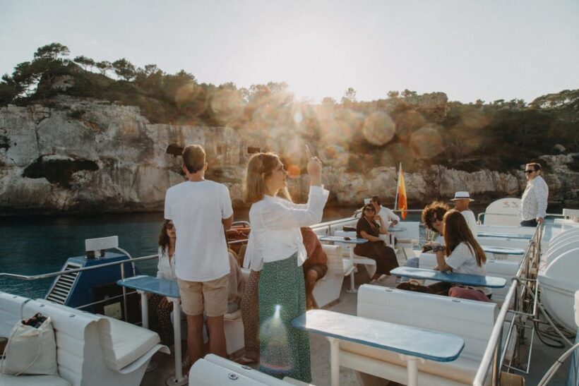Cala'n Bosch: 2-Hour Sunset Sightseeing Tour - Key Points