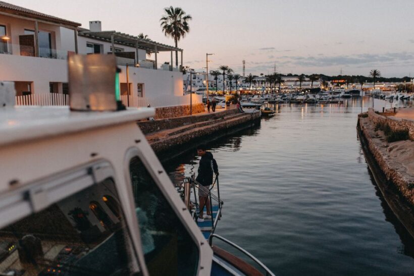 Cala'n Bosch: 2-Hour Sunset Sightseeing Tour - An Overview of the Experience