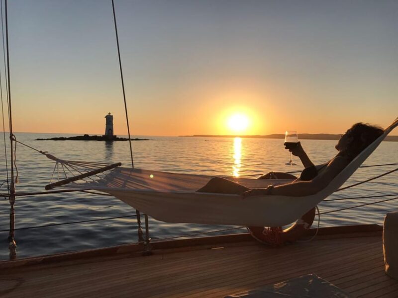 Calasetta: Sunset Sailing Tour with Dinner - Key Points