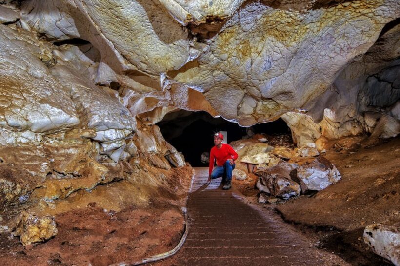 Calasparra: Almadenes Canyon Rafting Tour & Visit 3 Caves - FAQs
