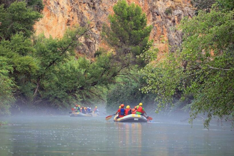 Calasparra: Almadenes Canyon Rafting with Caves and Rock Art - Key Points