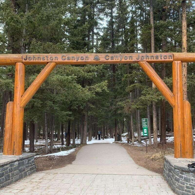 Calgary: 3-Day Lake Louise, Moraine, Emerald, Yoho, Icefield - Key Points
