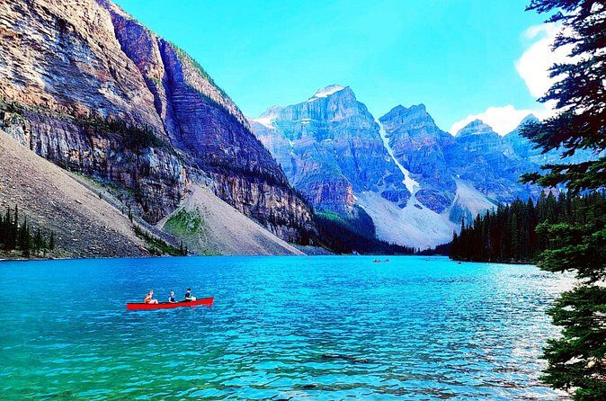 Calgary Airport to Banff and Beyond Transfer Service - Who Is It Best For?